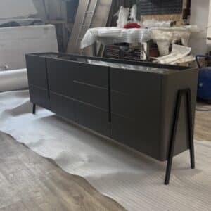 Длинная тумба под ТВ Amadeo в современном стиле купить в магазине BADIKO